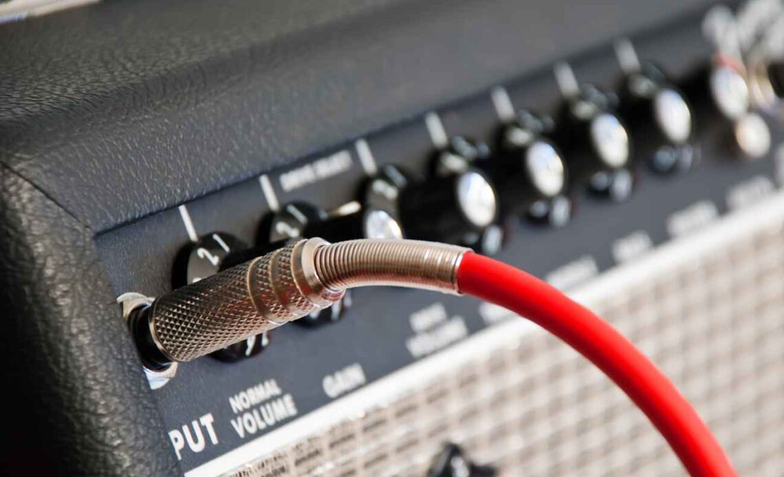 15 Best Solid State Guitar Amplifiers Of All Time