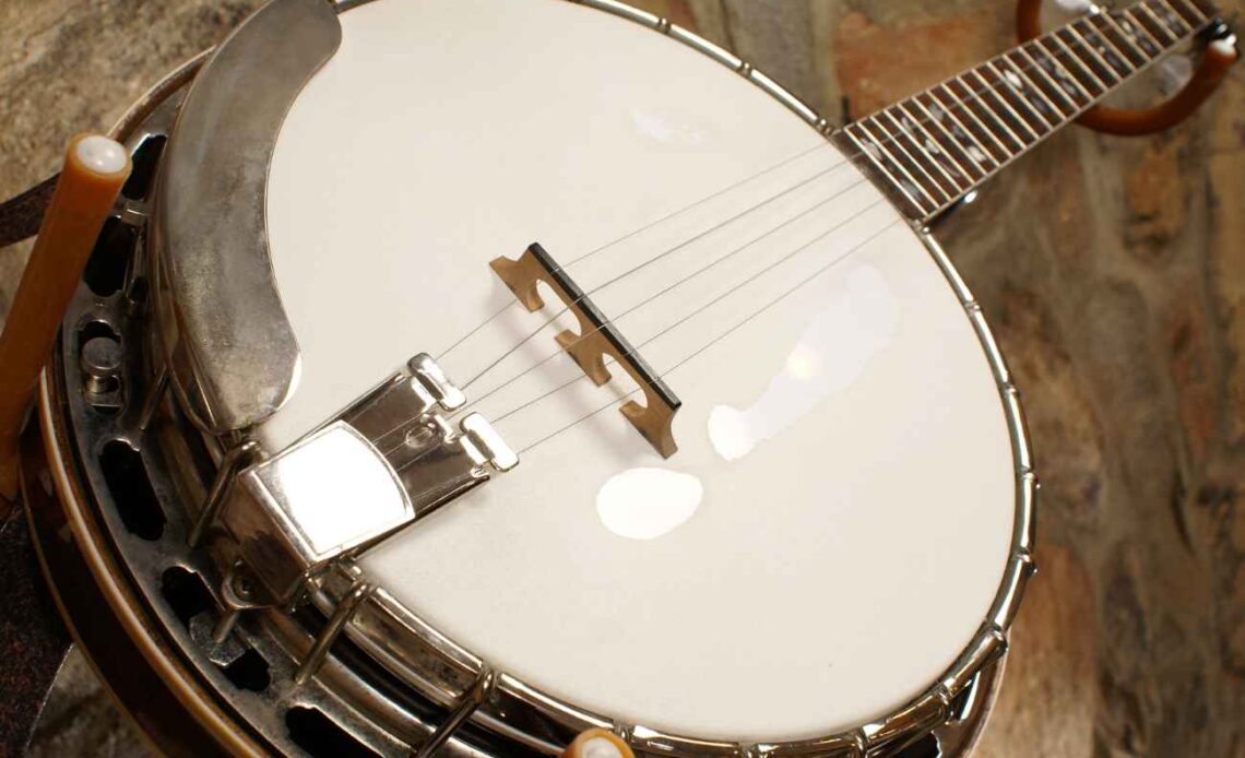 103+ Banjo Memes, Jokes & Puns That'll Pluck Your Funny Bone