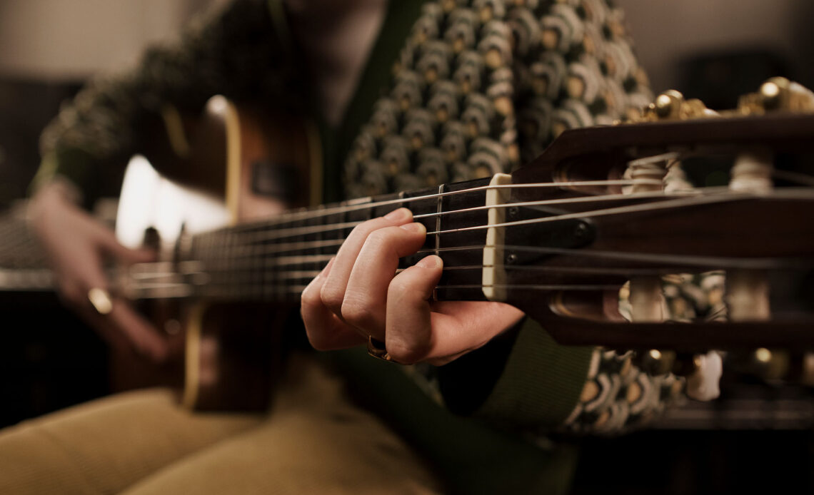17 Ambient Chord Progressions For Creating Atmospheric Music